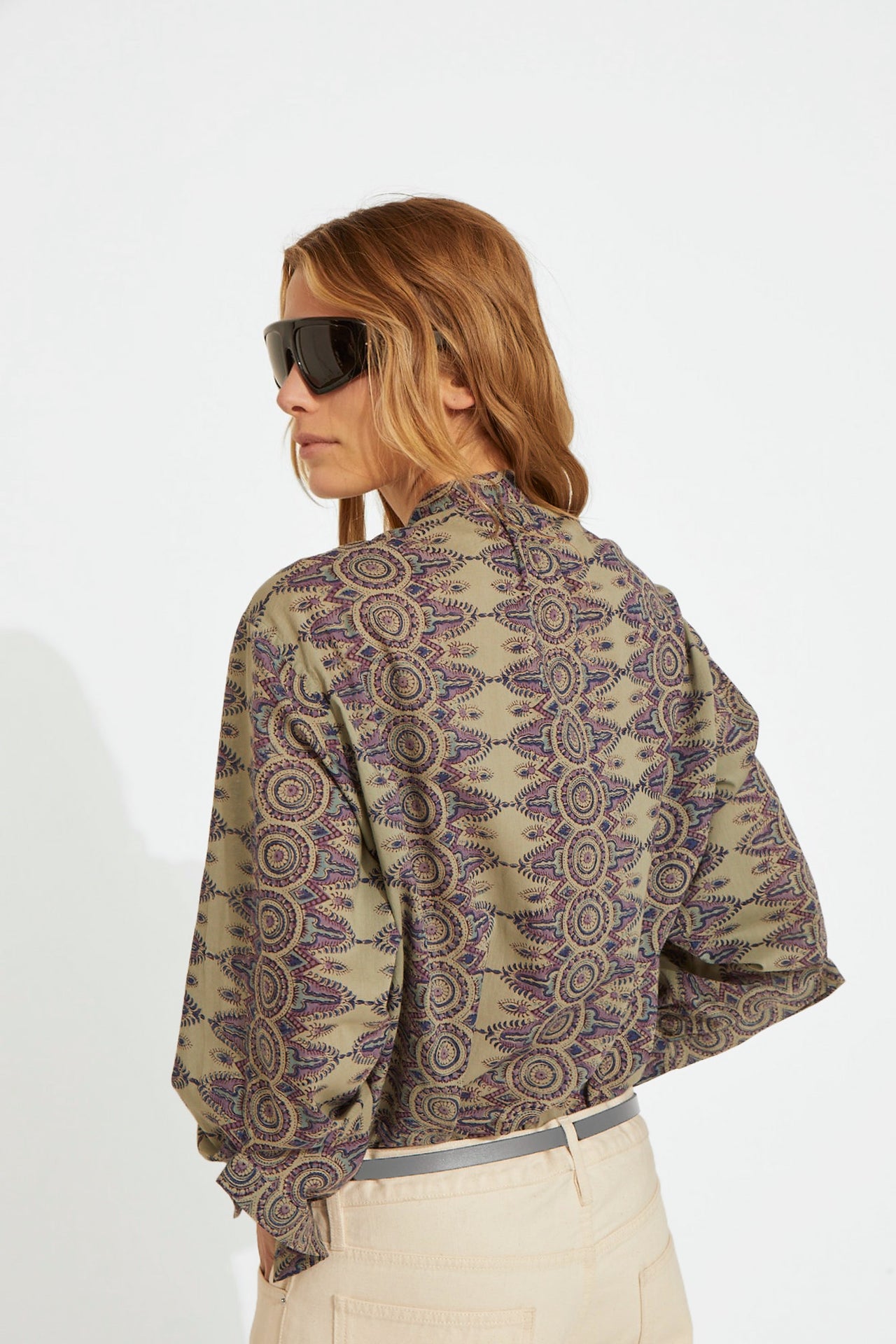 Shirts and tops – Laurence Bras